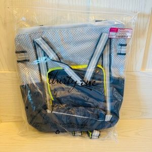 thirty-one | Bags | Thirtyone Day Away Backpack In Soft Blue Colorblock ...